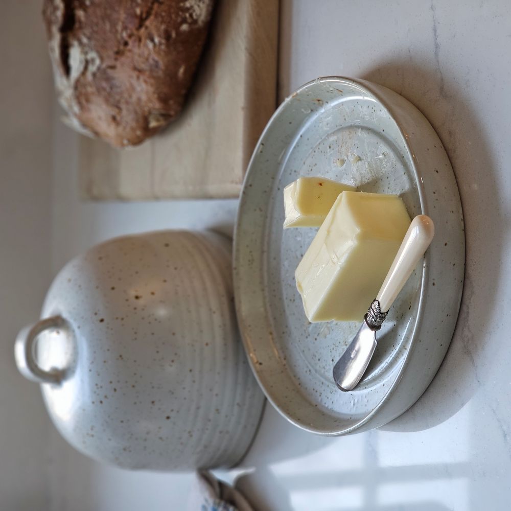 Cheerful Summer Kitchen - Farmhouse Wares