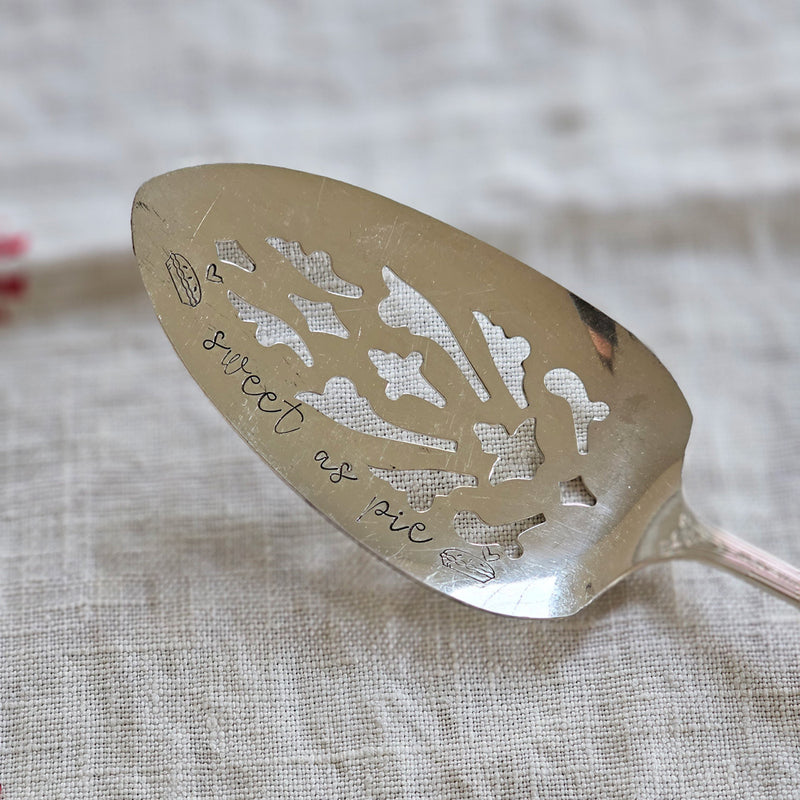 Sweet As Pie Vintage Pie Server - Farmhouse Wares