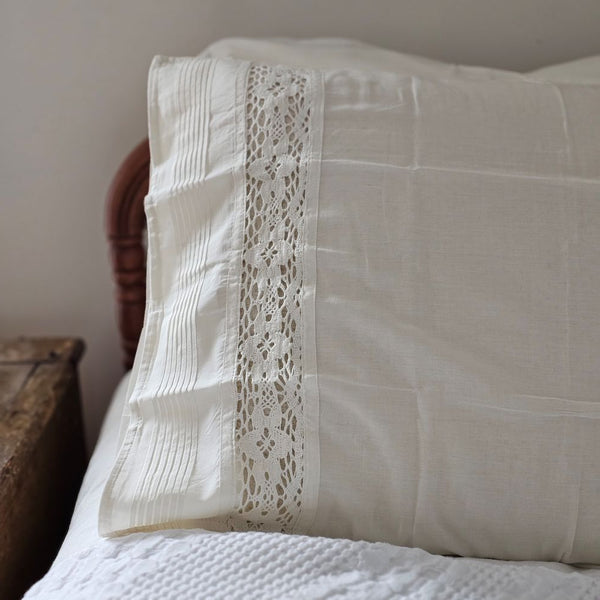 Vintage Style Crochet Lace and Pleated Edge Pillowcase Set - Farmhouse ...